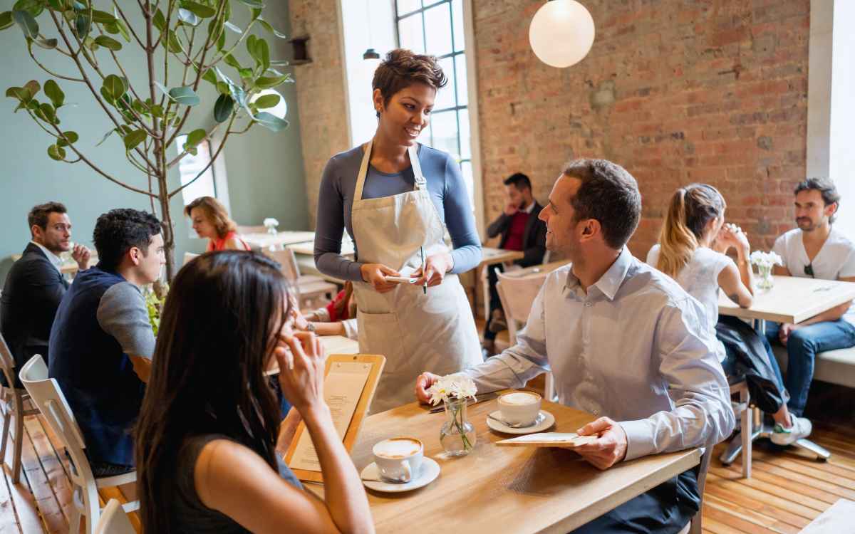 Crea tu slogan de comida en 4 pasos + ejemplos